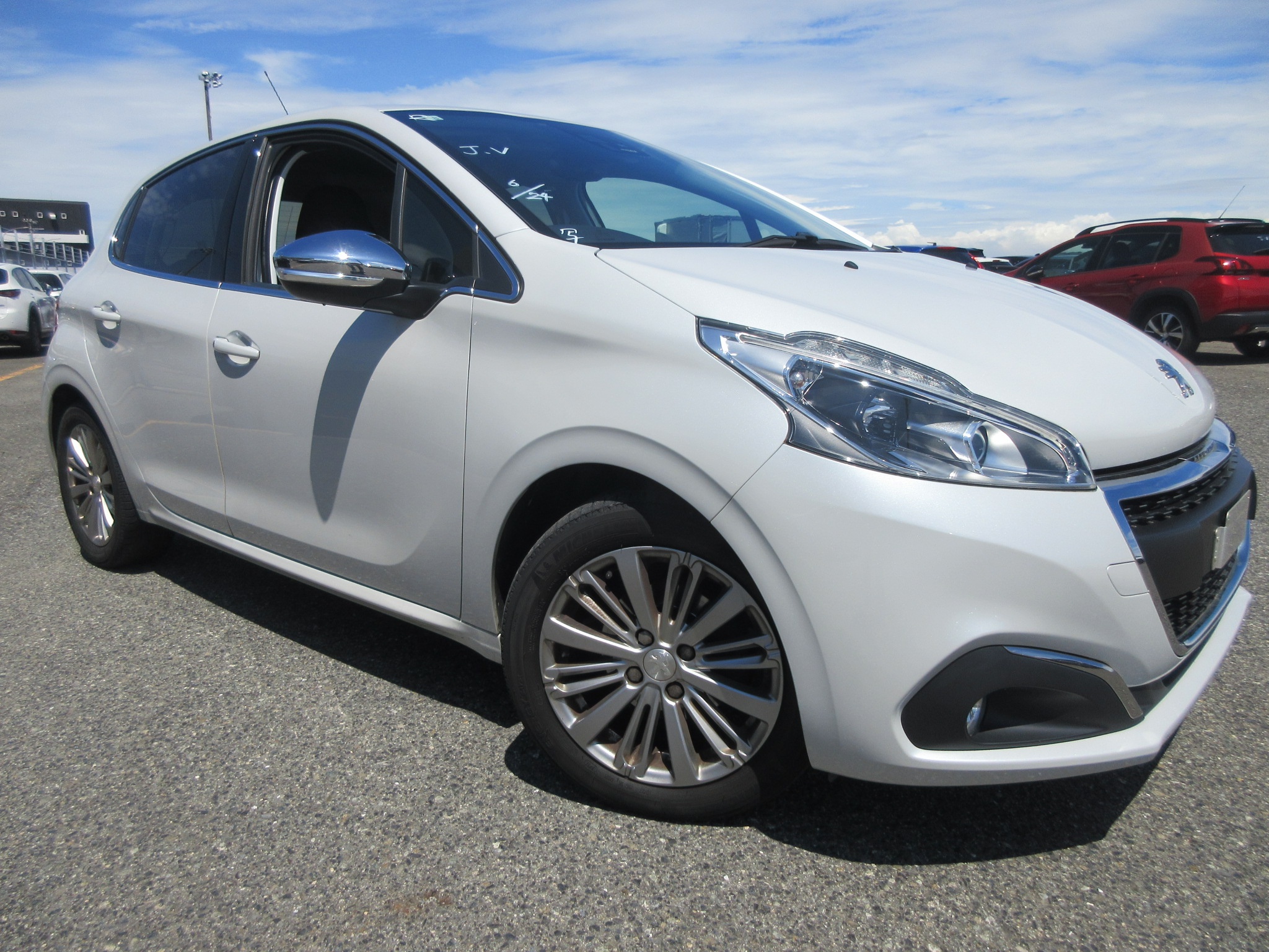 PEUGEOT 208 [MNU75] | Japan Vehicle