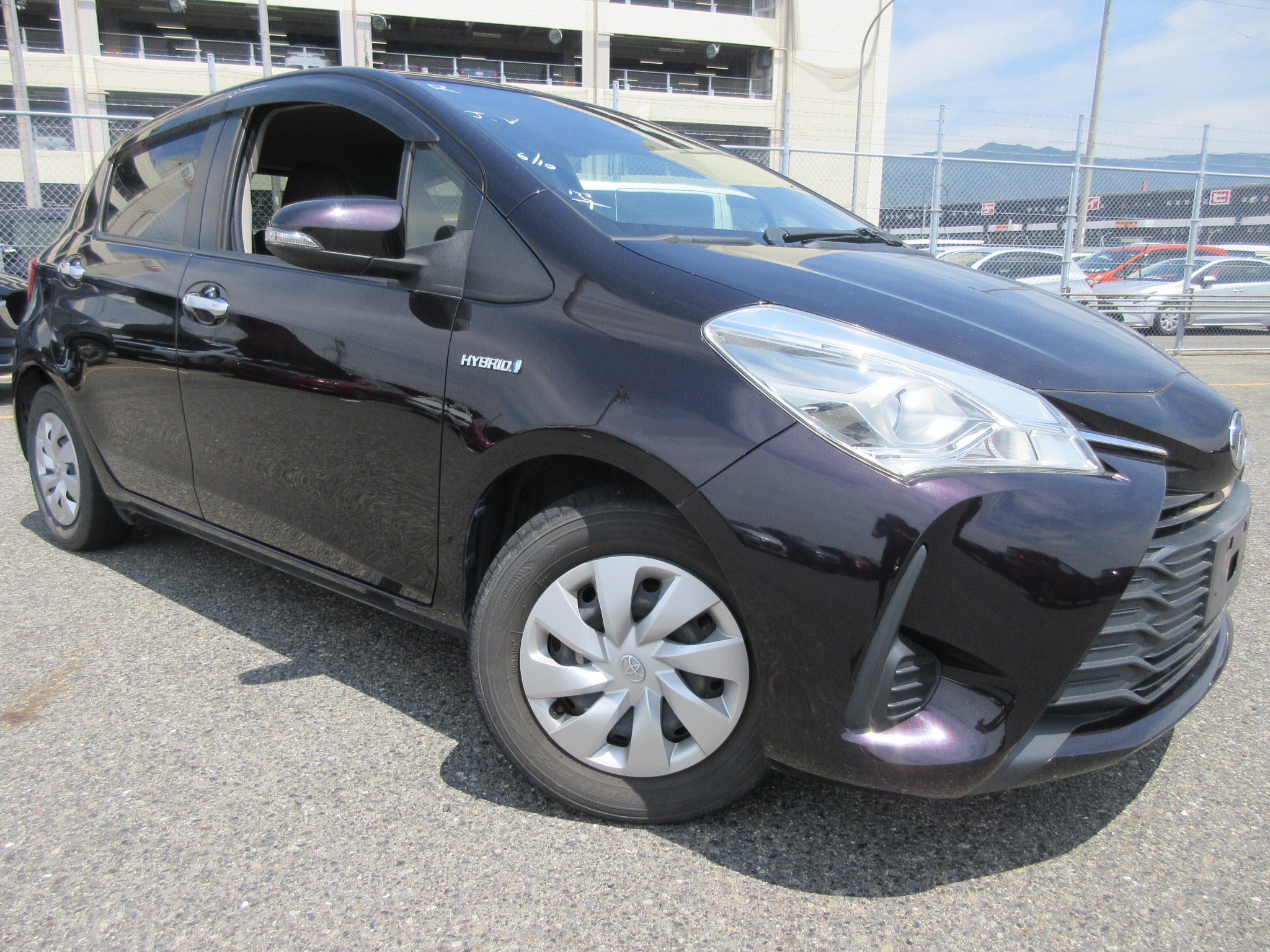TOYOTA VITZ HYBRID | Japan Vehicle